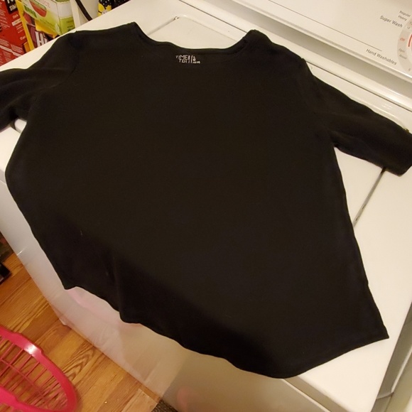 Time and Tru | Tops | 42 Cute Half Sleeve Basic Black Tee | Poshmark